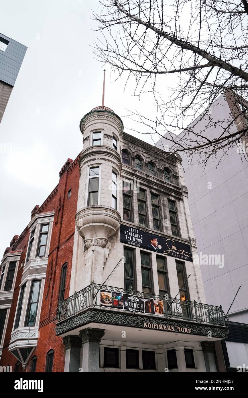 Turf hotel hi-res stock photography and images - Alamy