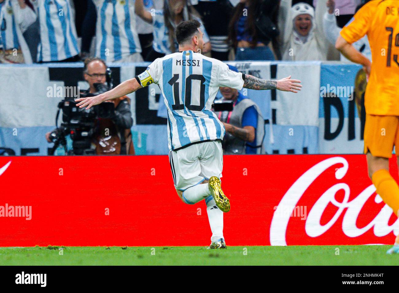 LUSAIL, - DECEMBER 09: Argentina forward Lionel Messi celebrates the ...