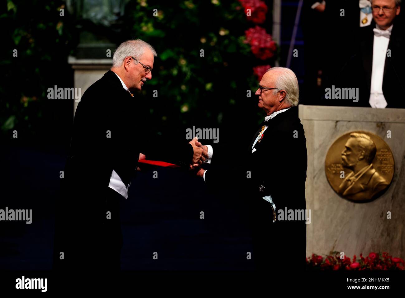 Professor Morten Meldal receives the 2022 Nobel Prize in chemistry from ...