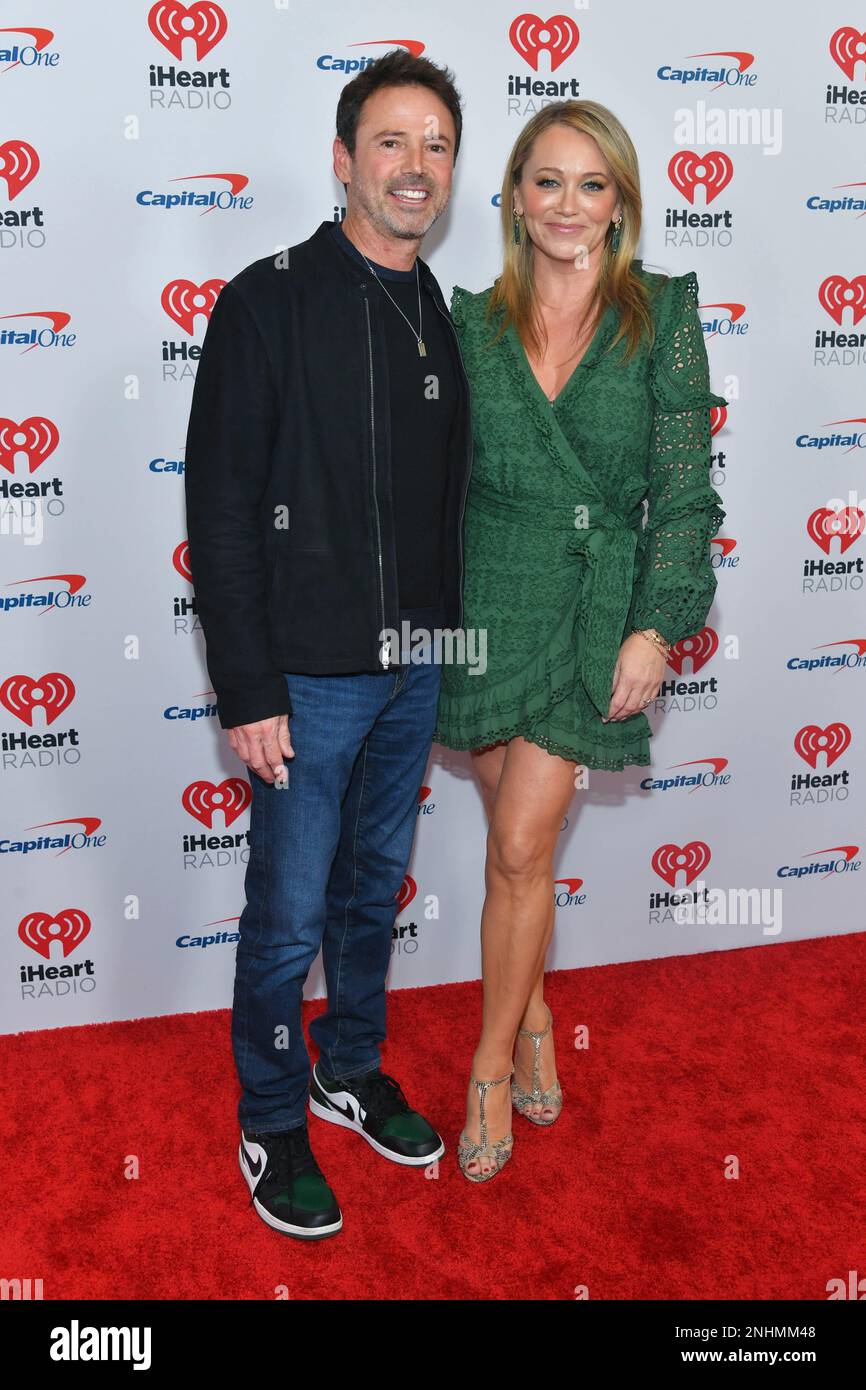 Photo by: NDZ/STAR MAX/IPx 2022 12/9/22 David Lascher and Christine ...