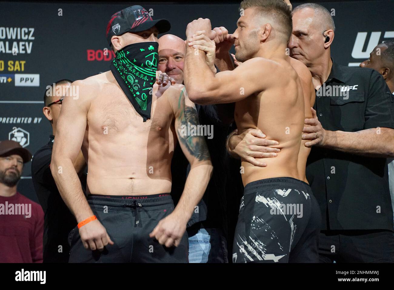 LAS VEGAS, NV - DECEMBER 9: Dricus du Plessis (L) vs. Darren Till (R ...
