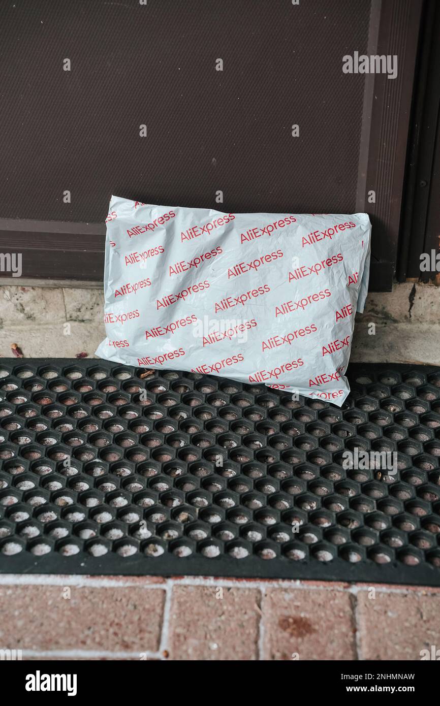 Aliexpress home delivery hi-res stock photography and images - Alamy