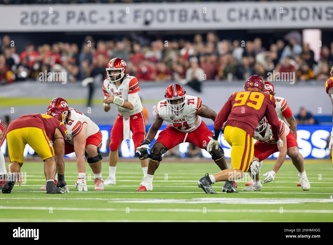 Utah offensive lineman Braeden Daniels (71) blocks against USC in the ...