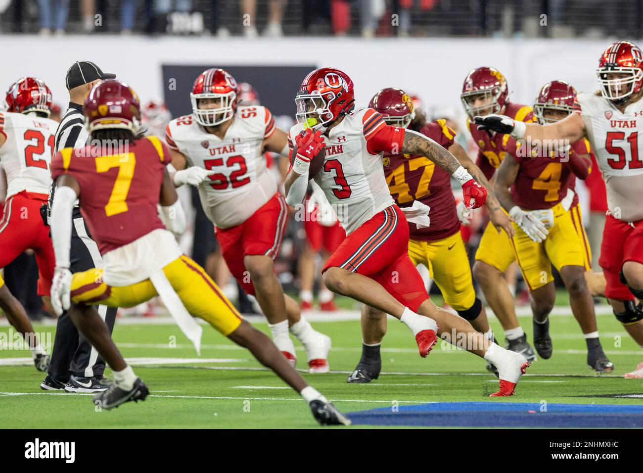 Utah running back Ja'Quinden Jackson (3) runs the ball against USC in ...