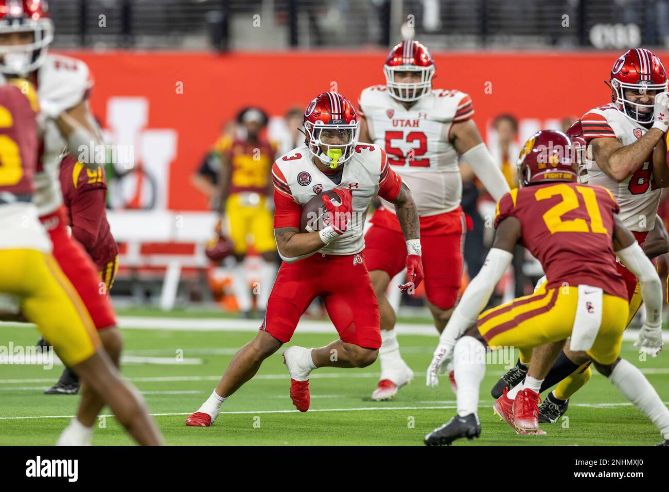Utah running back Ja'Quinden Jackson (3) runs the ball against USC in ...