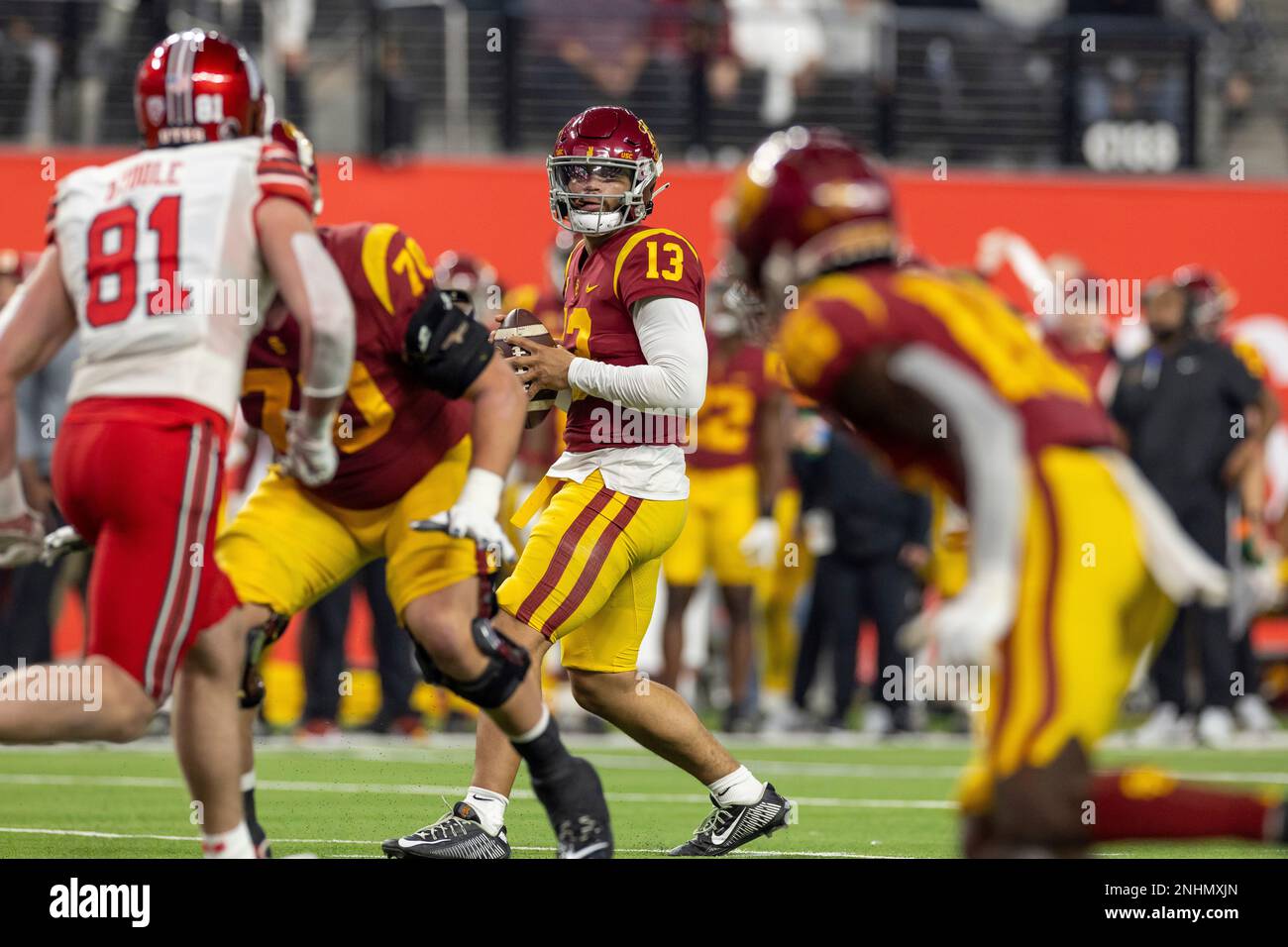USC quarterback Caleb Williams (13) looks to pass against Utah in the ...