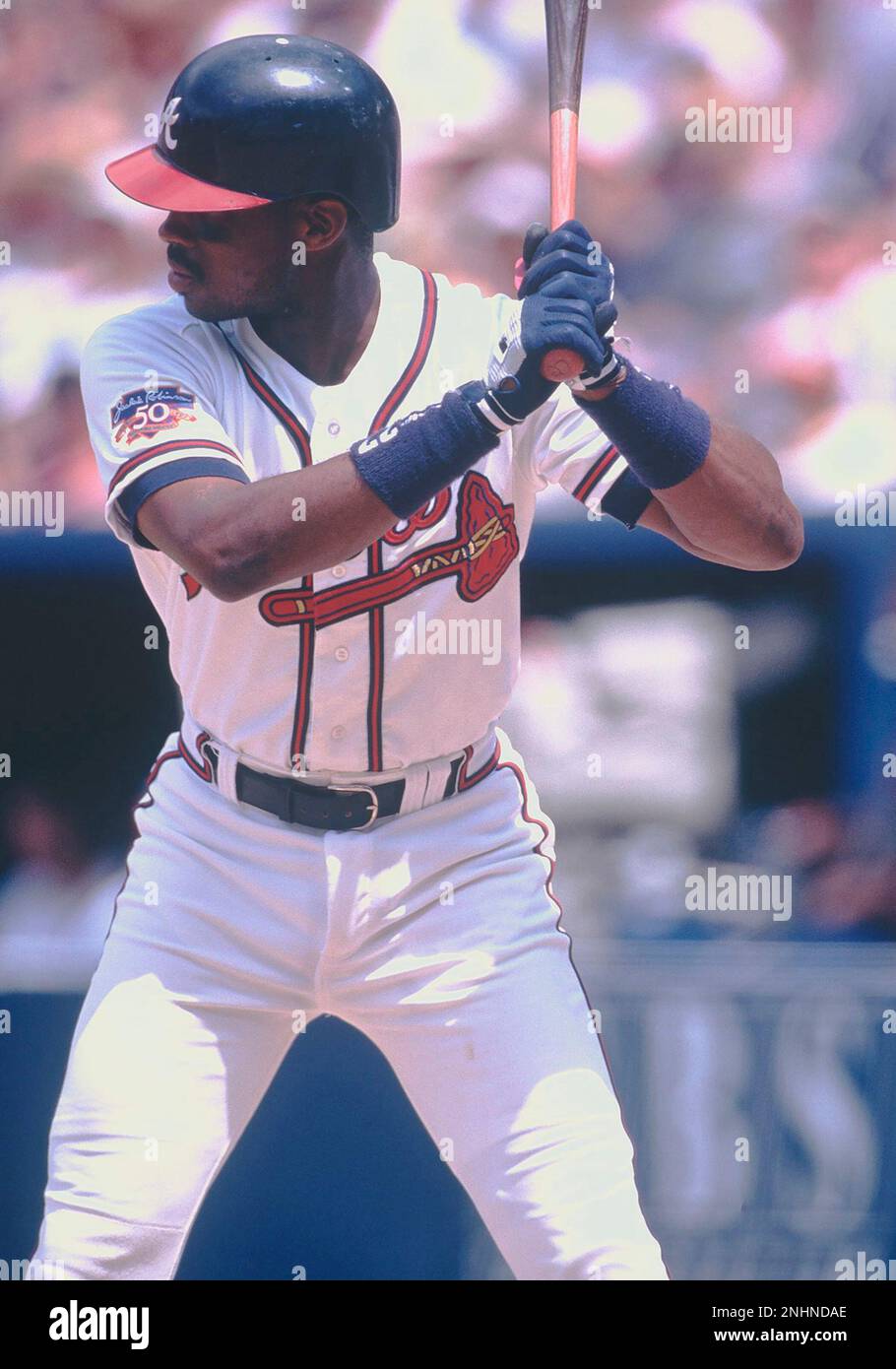 Atlanta Braves Infielder Fred McGriff bats in an MLB game in 1996. (Al ...