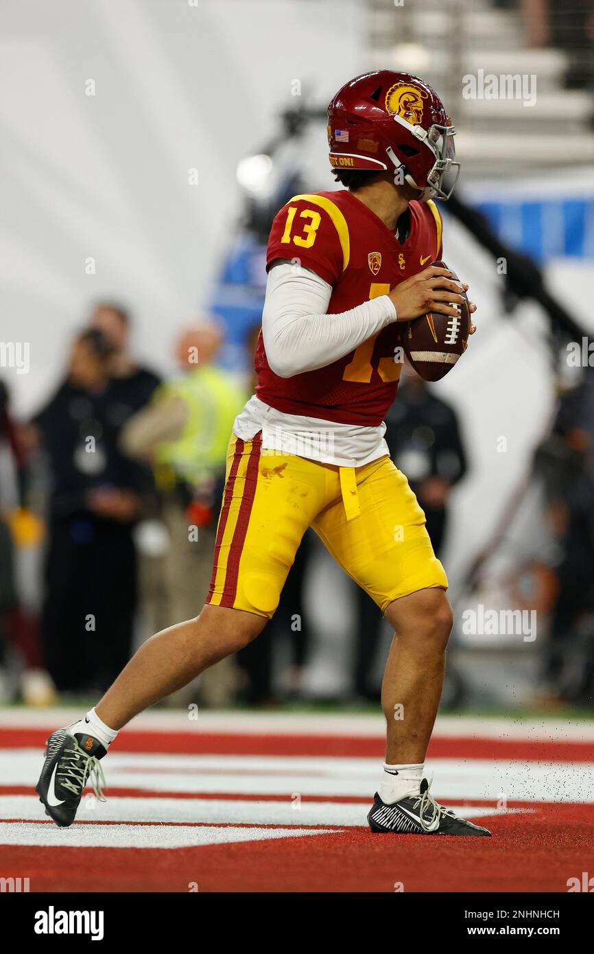Southern California quarterback Caleb Williams (13) throws a pass ...