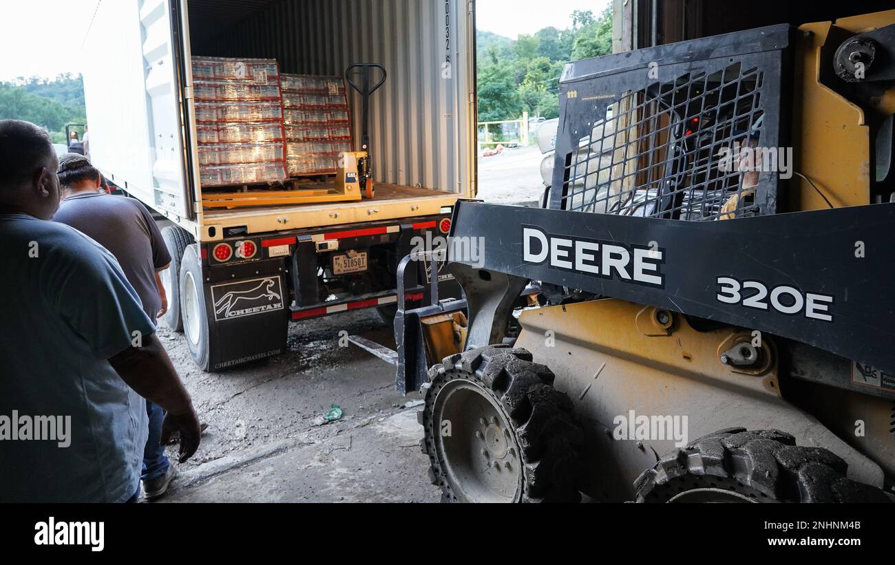 Hazard, Kentucky, July 31, 2022 - Water is delivered to Perry County ...