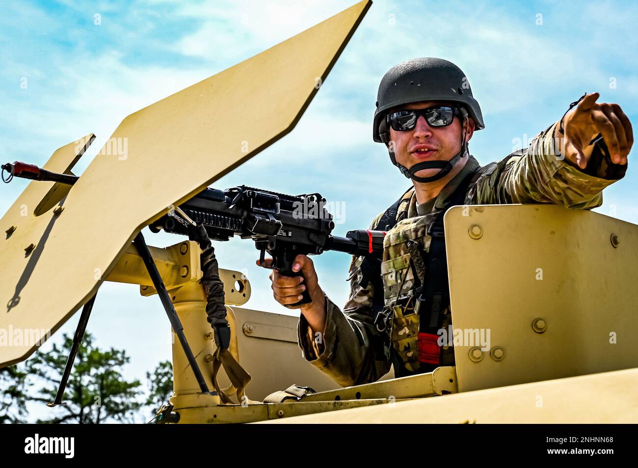 A U.S. Army National Guard Soldier assigned to the 333rd Military ...