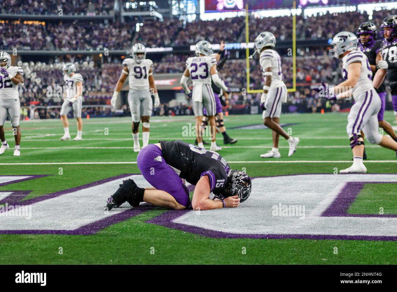 ARLINGTON, TX - DECEMBER 03: TCU Horned Frogs quarterback Max Duggan ...