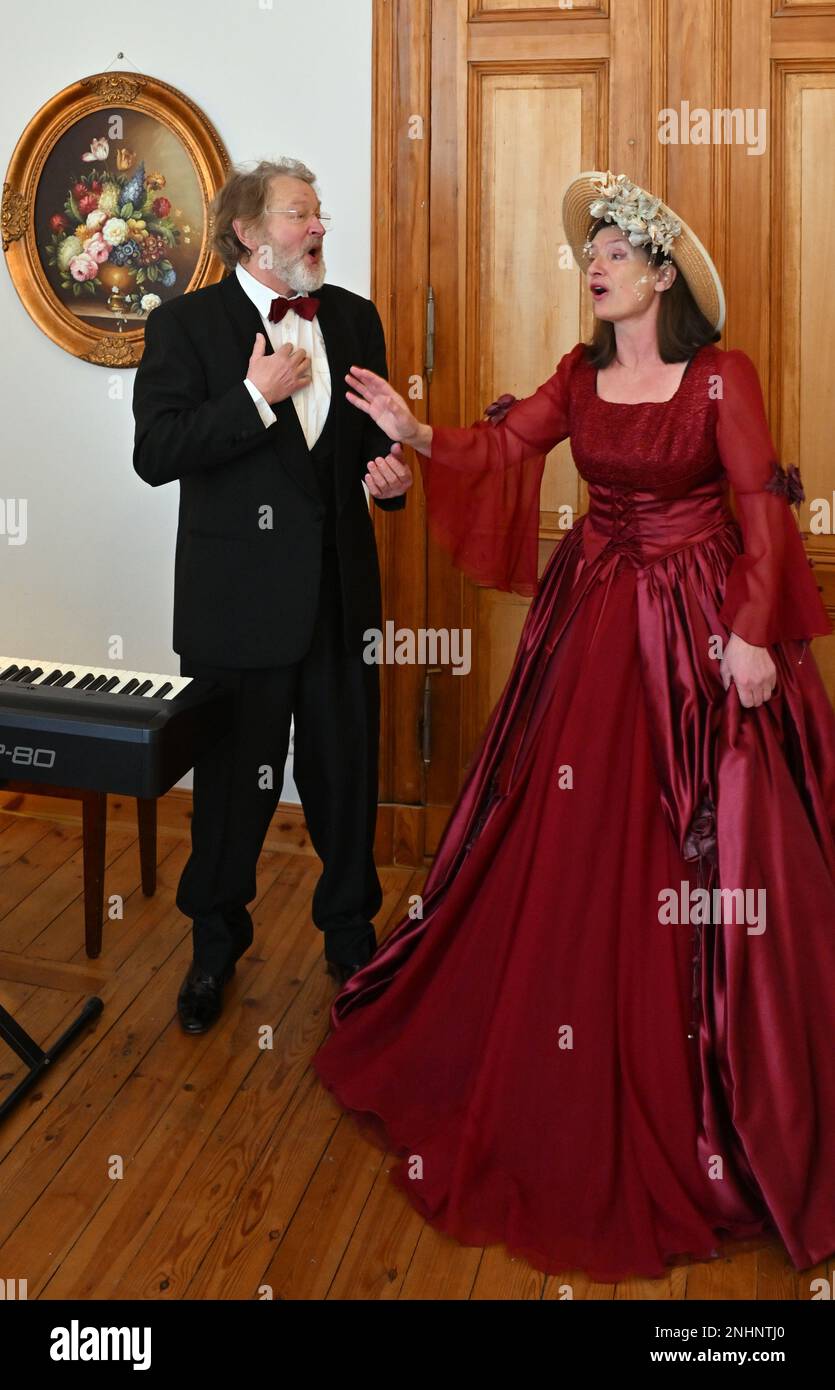 Falkenberg, Germany. 13th Feb, 2023. Inna and Gunter Wurell ...