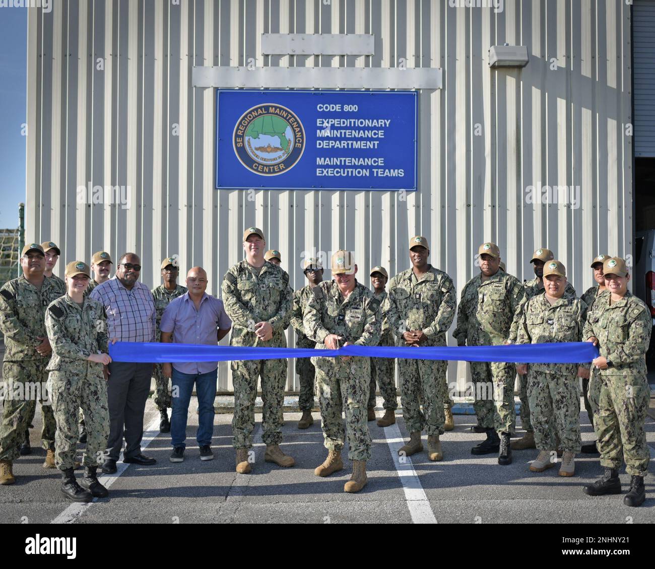 Organizational maintenance navy hi-res stock photography and images - Alamy