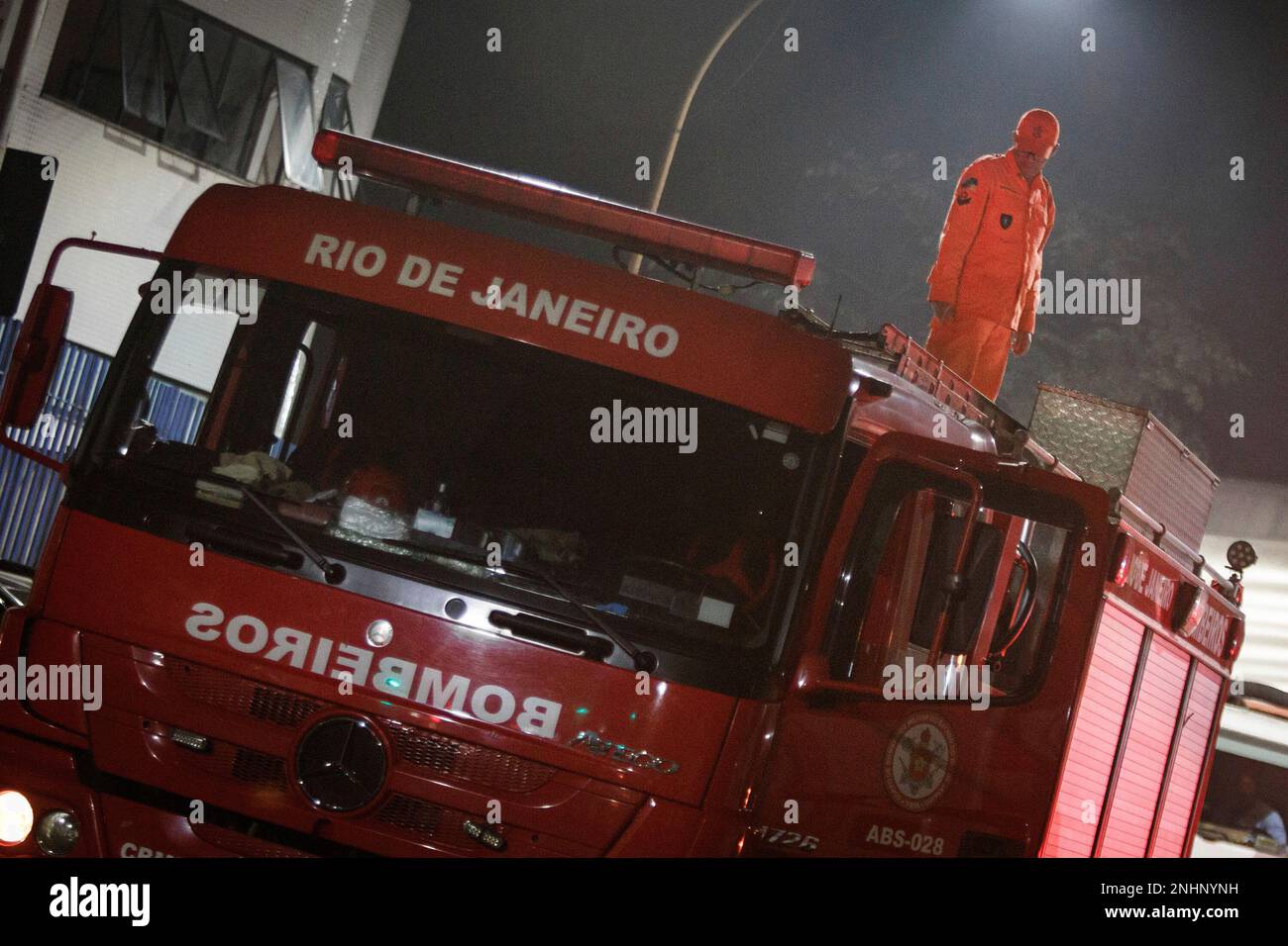 RJ - Rio de Janeiro - 12/02/2022 - RIO, FIRE AT MORRO DOS CABRITOS - A ...