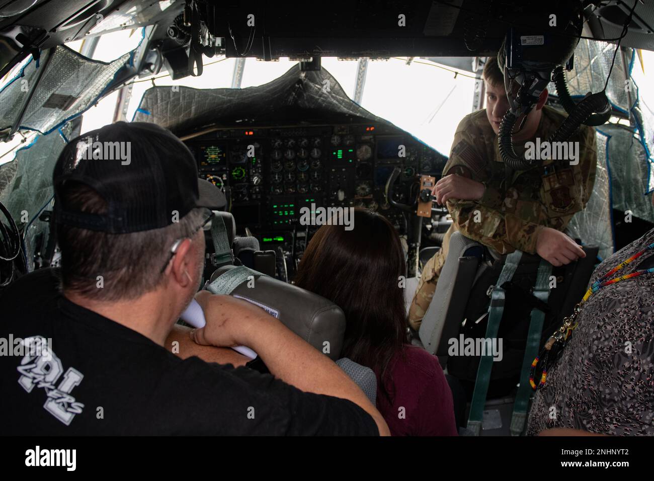 Aircrew flight equipement hi-res stock photography and images - Alamy