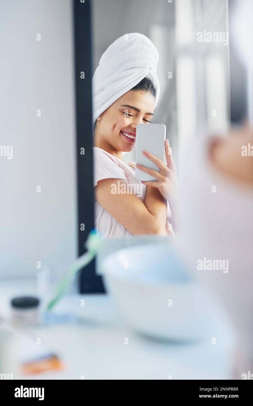 Why Hello There Gorgeous A Beautiful Young Woman Taking Selfies In The