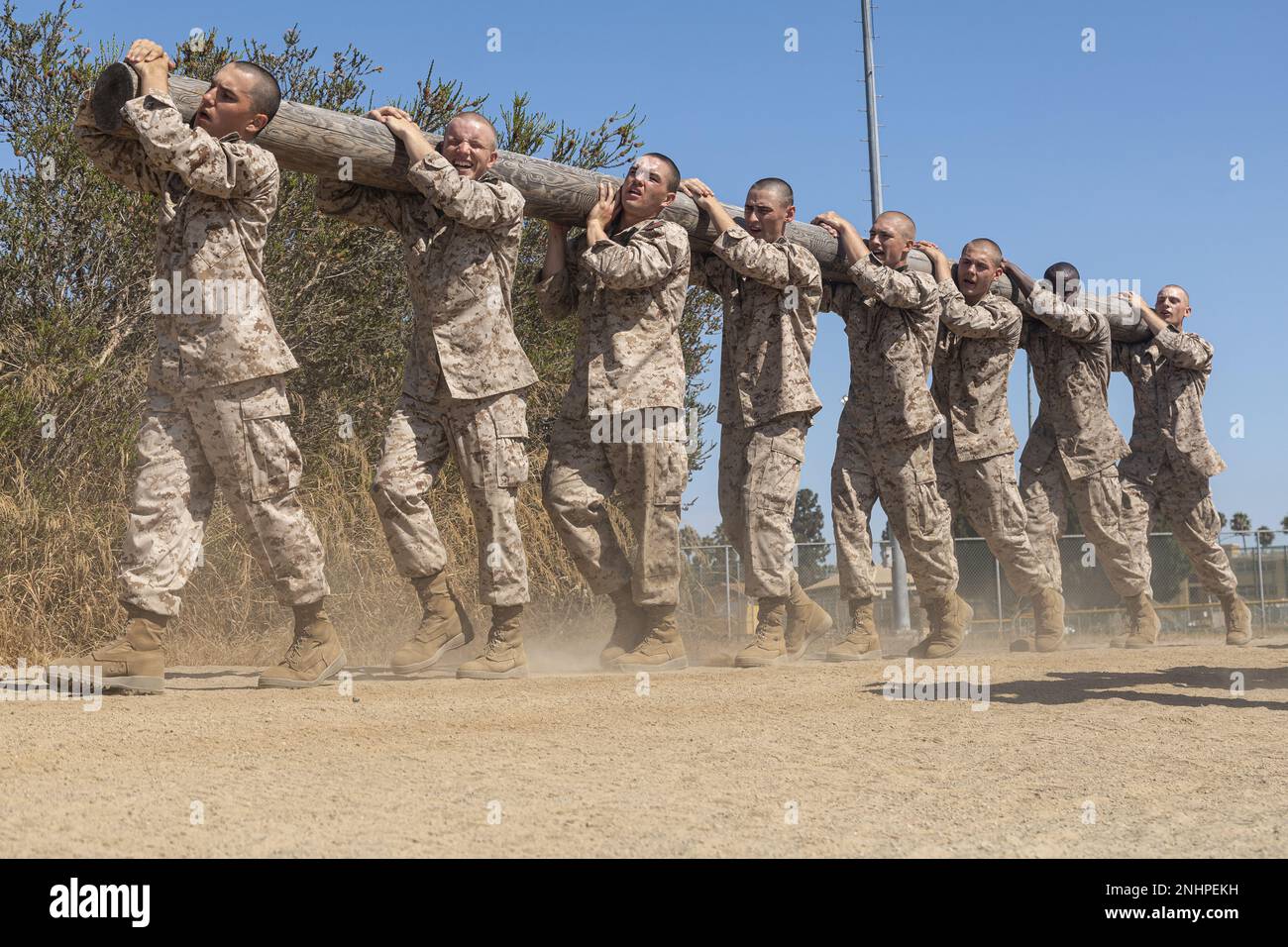 U.S. Marine Corps recruits with Charlie Company, 1st Recruit Training ...