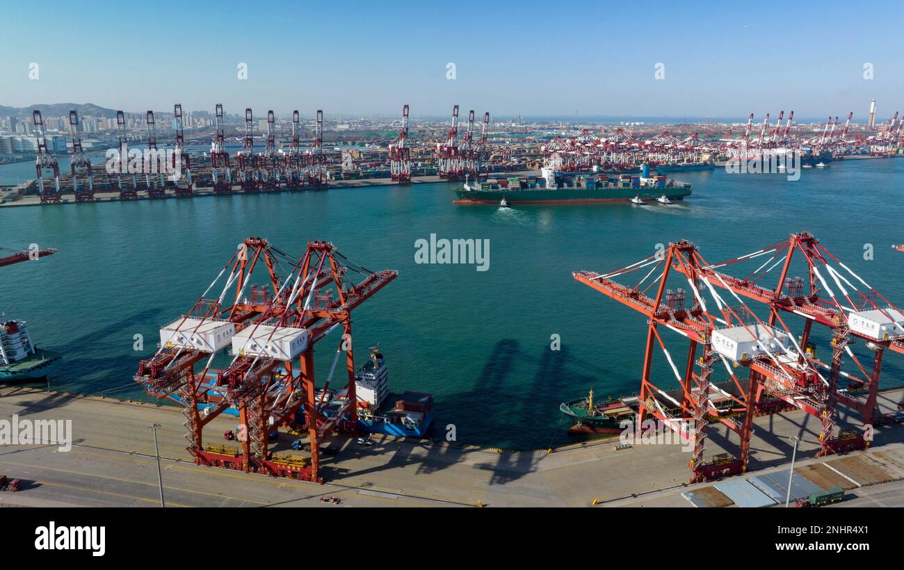 Aerial photo shows the busy scene of Qianwan container terminal at ...