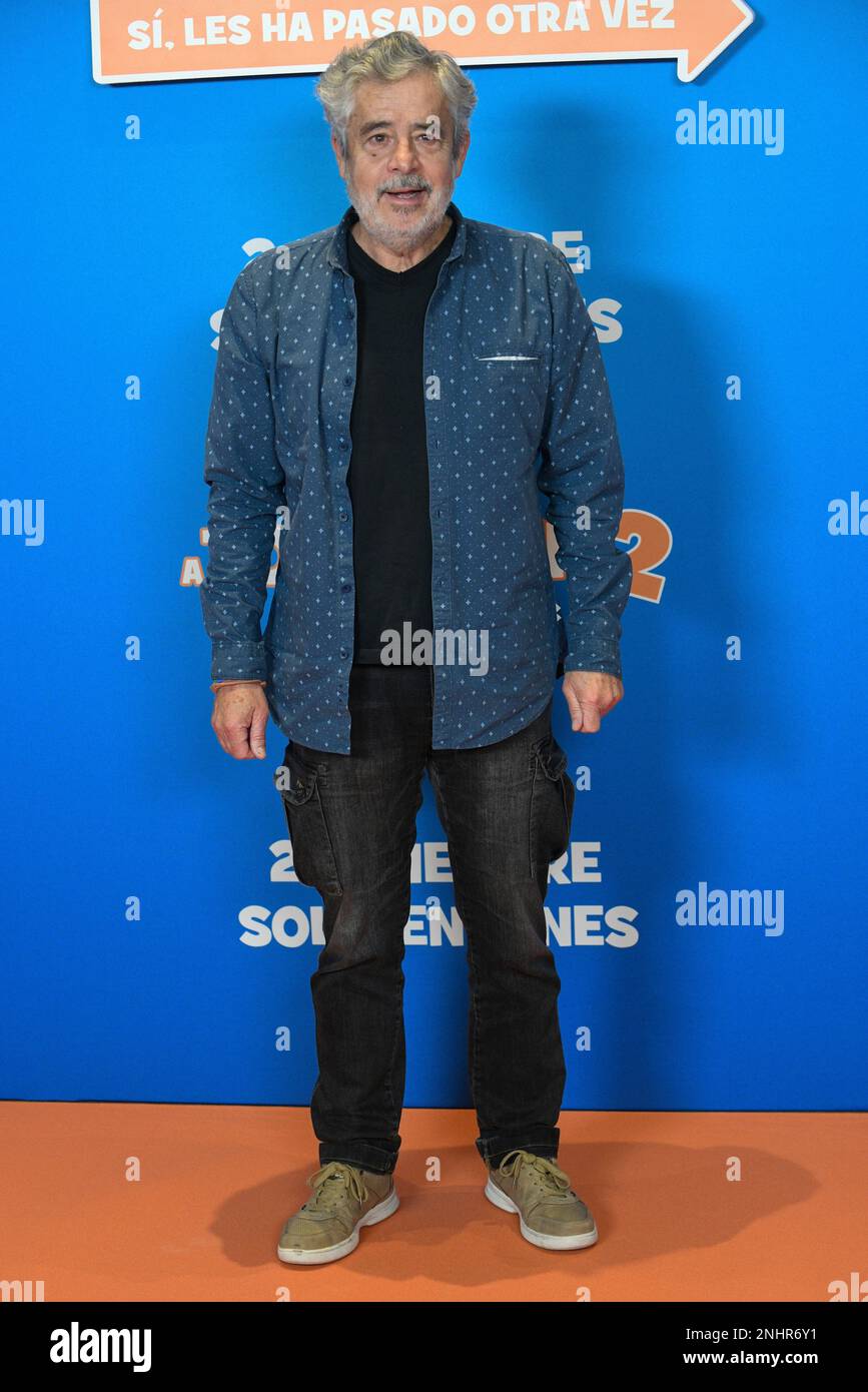 Actor Carlos Iglesias poses at the photocall for the movie 'A todo tren ...