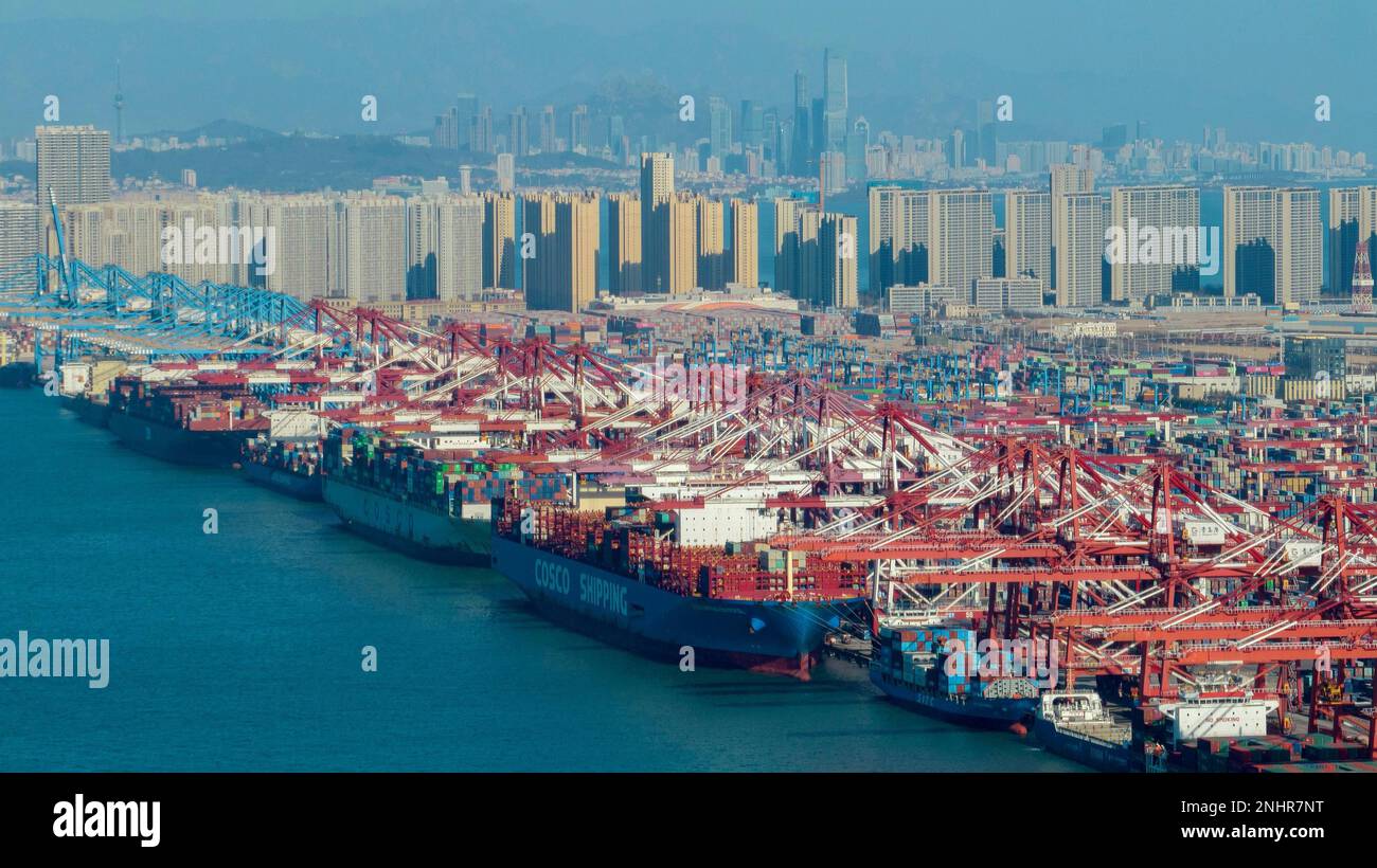 Aerial photo shows the busy scene of Qianwan container terminal at ...