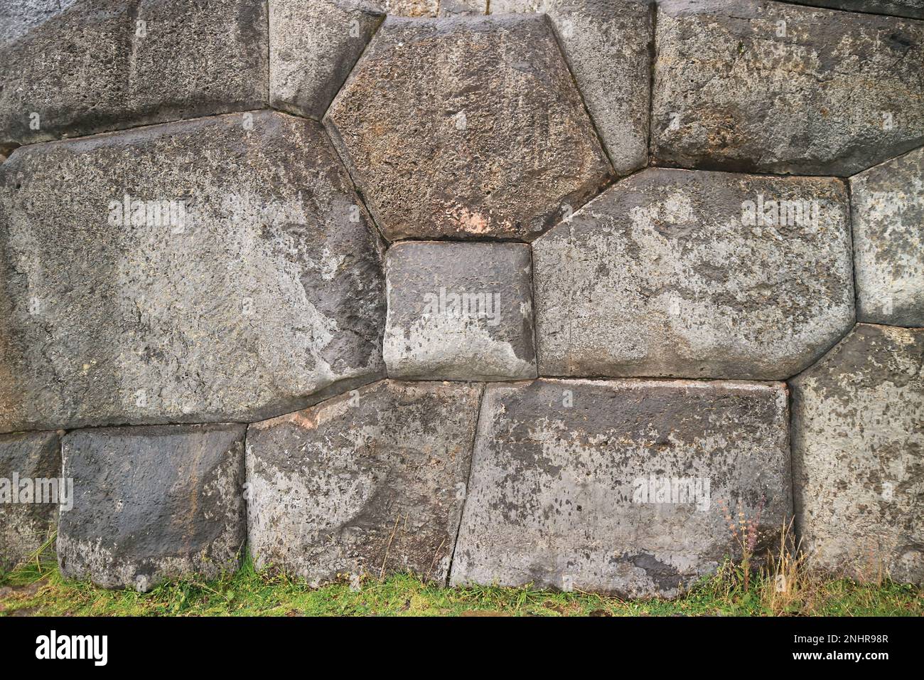 Incredible Inca Stonework of Sacsayhuaman Citadel Stone Wall, UNESCO ...