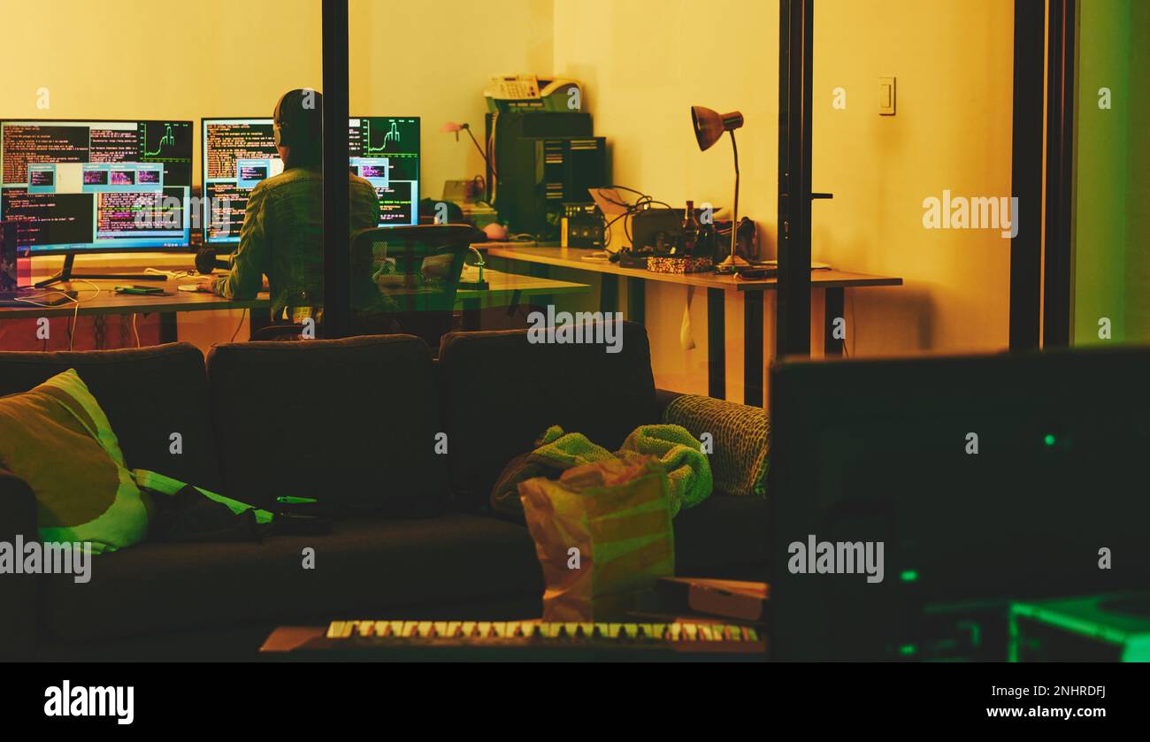 Back hack hi-res stock photography and images - Alamy