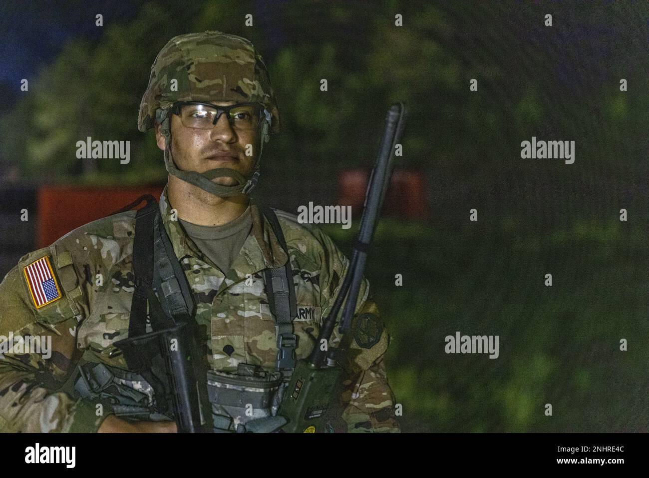 Soldiers with 290th Military Police Brigade conduct base security ...