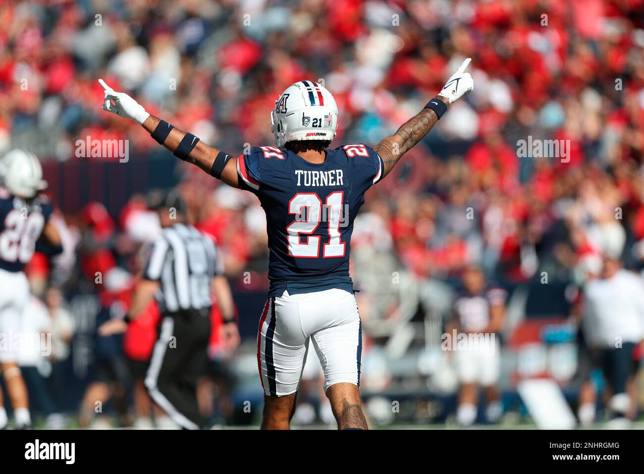 TUCSON, AZ - NOVEMBER 25: Arizona Wildcats safety Jaxen Turner #21 ...