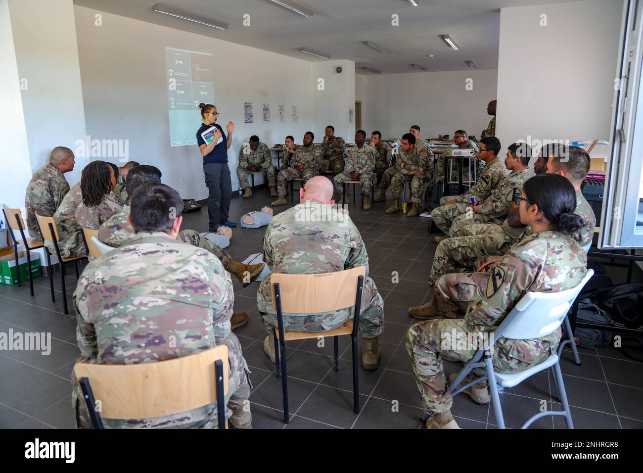 U.S. Army soldiers assigned to the 3rd Armored Brigade Combat Team, 1st ...