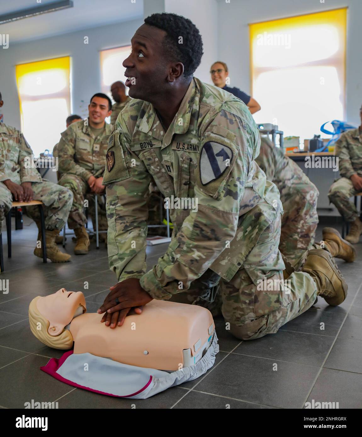 U.S. Army soldiers assigned to the 3rd Armored Brigade Combat Team, 1st ...