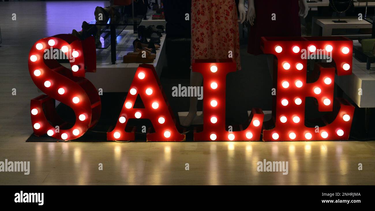 Illuminated sign hi-res stock photography and images - Alamy