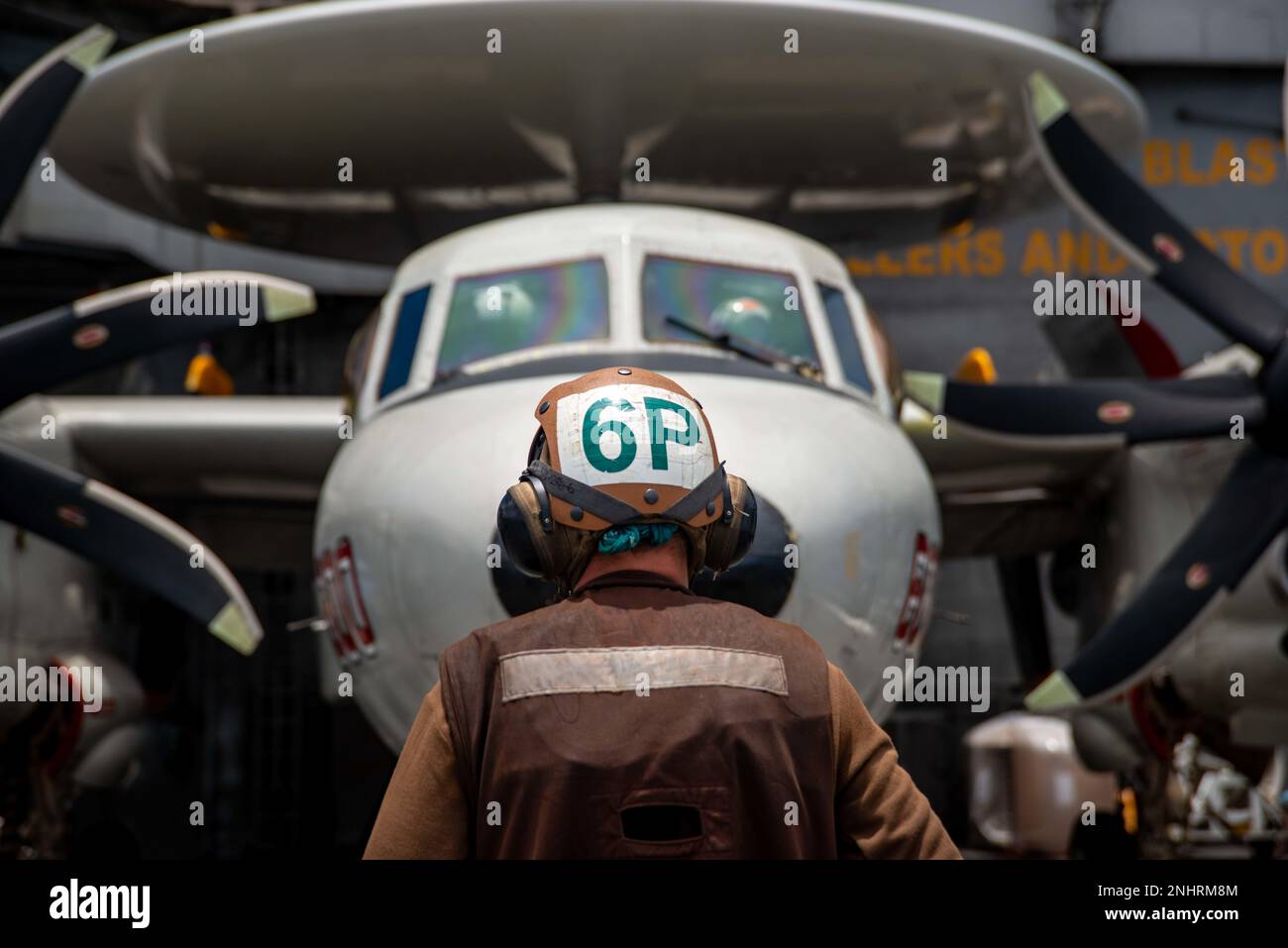 220802-N-DW158-1085 PHILIPPINE SEA (Aug. 2, 2022) Aviation Machinist’s ...