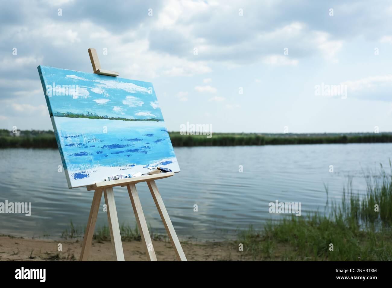 Unfinished painting hi-res stock photography and images - Alamy