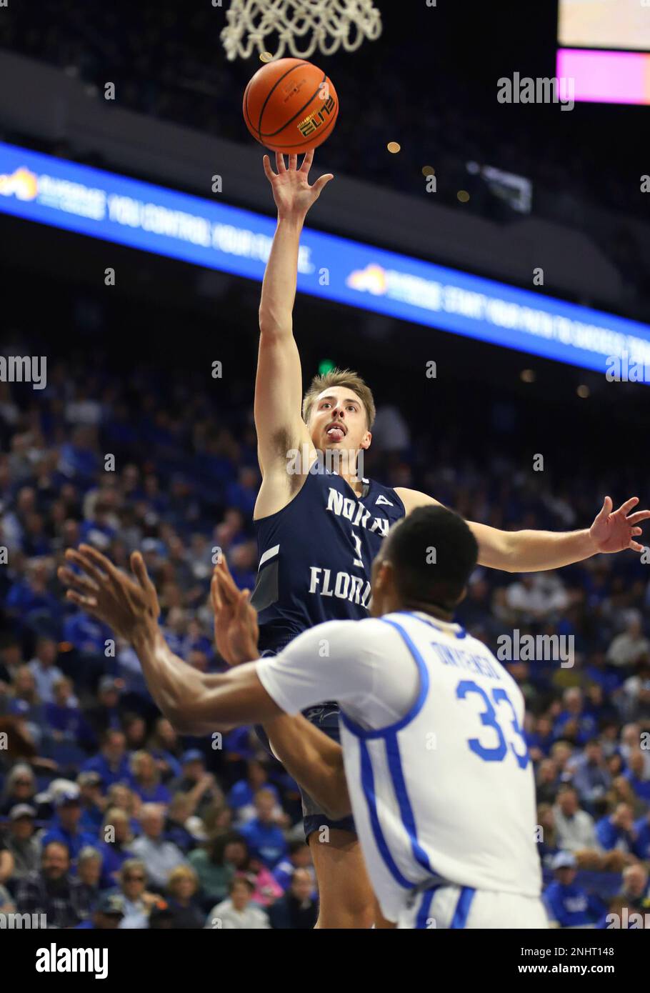 LEXINGTON, KY - NOVEMBER 23: North Florida Ospreys forward Carter ...