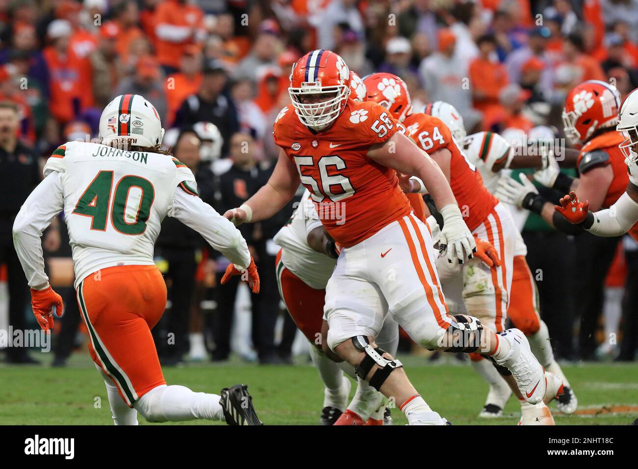 CLEMSON, SC - NOVEMBER 19: Clemson Tigers offensive lineman Will Putnam ...