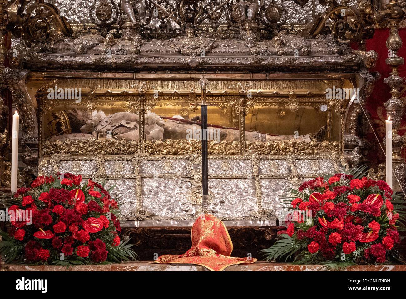 Opening of the urn of San Fernanda on November 23, 2022 in Seville ...