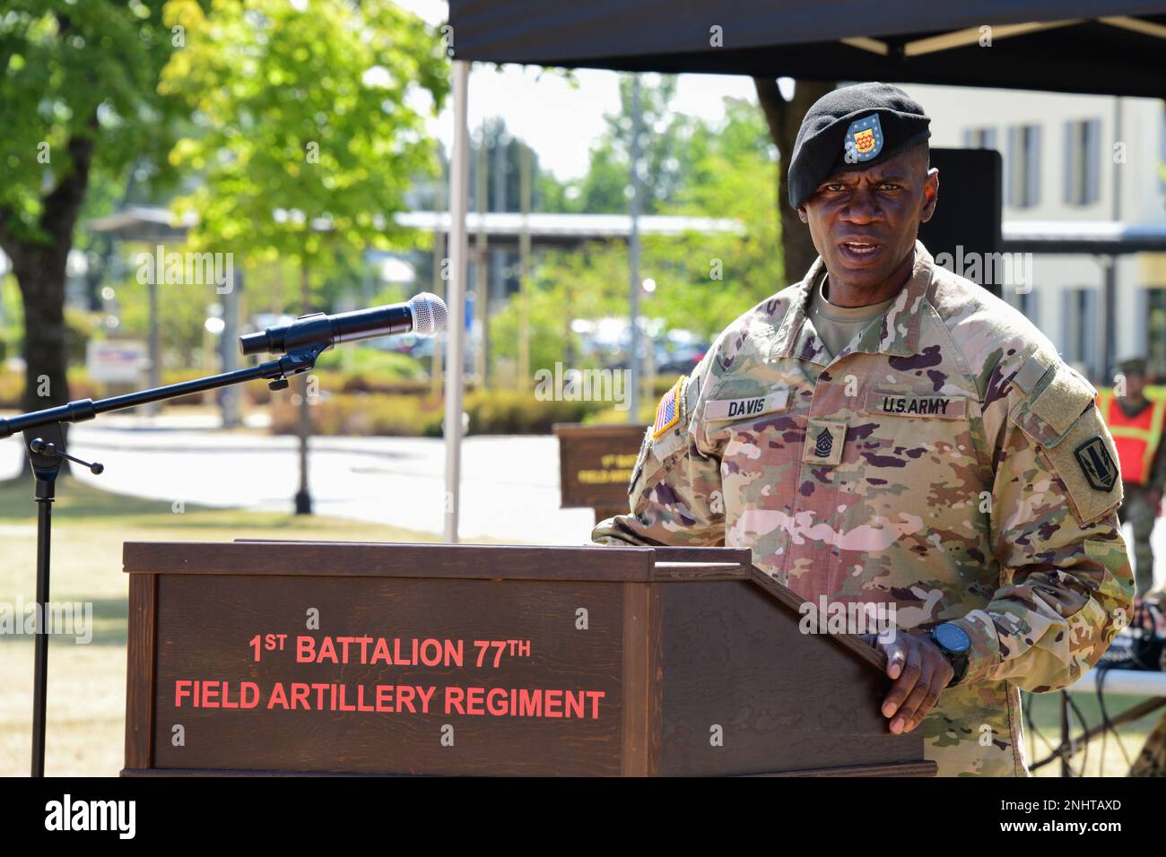 Command Sgt. Maj. Rufus Davis, outgoing Command Sergeant Major of 1st ...