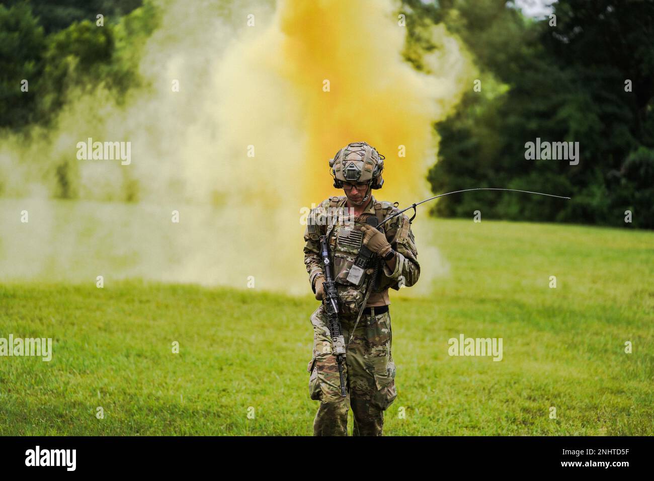 Infantrymen with Company B. 1st Battalion 151st Infantry Regiment ...