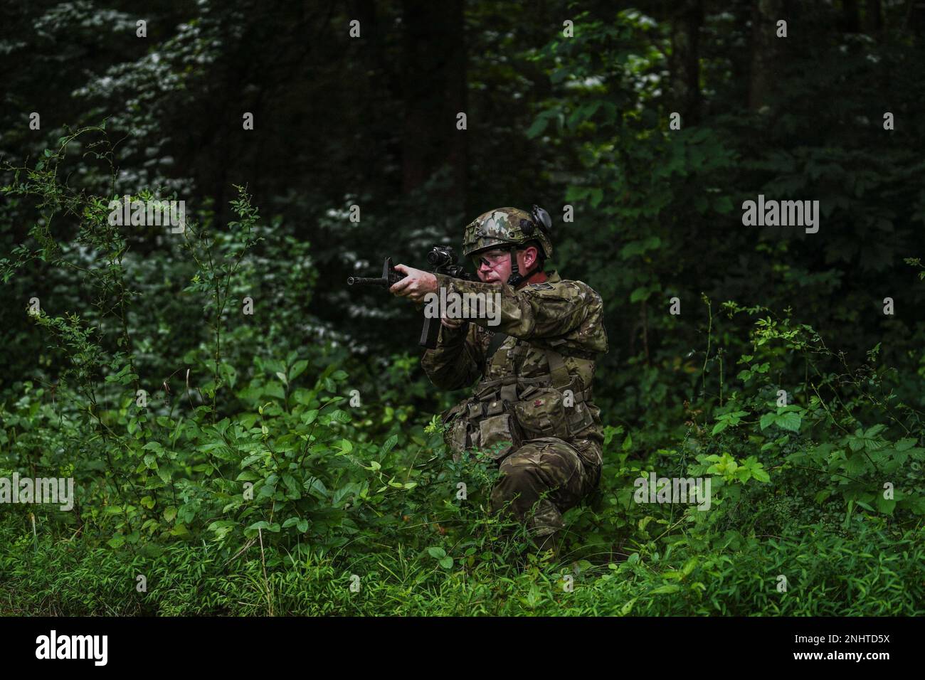 Infantrymen with Company B. 1st Battalion 151st Infantry Regiment ...
