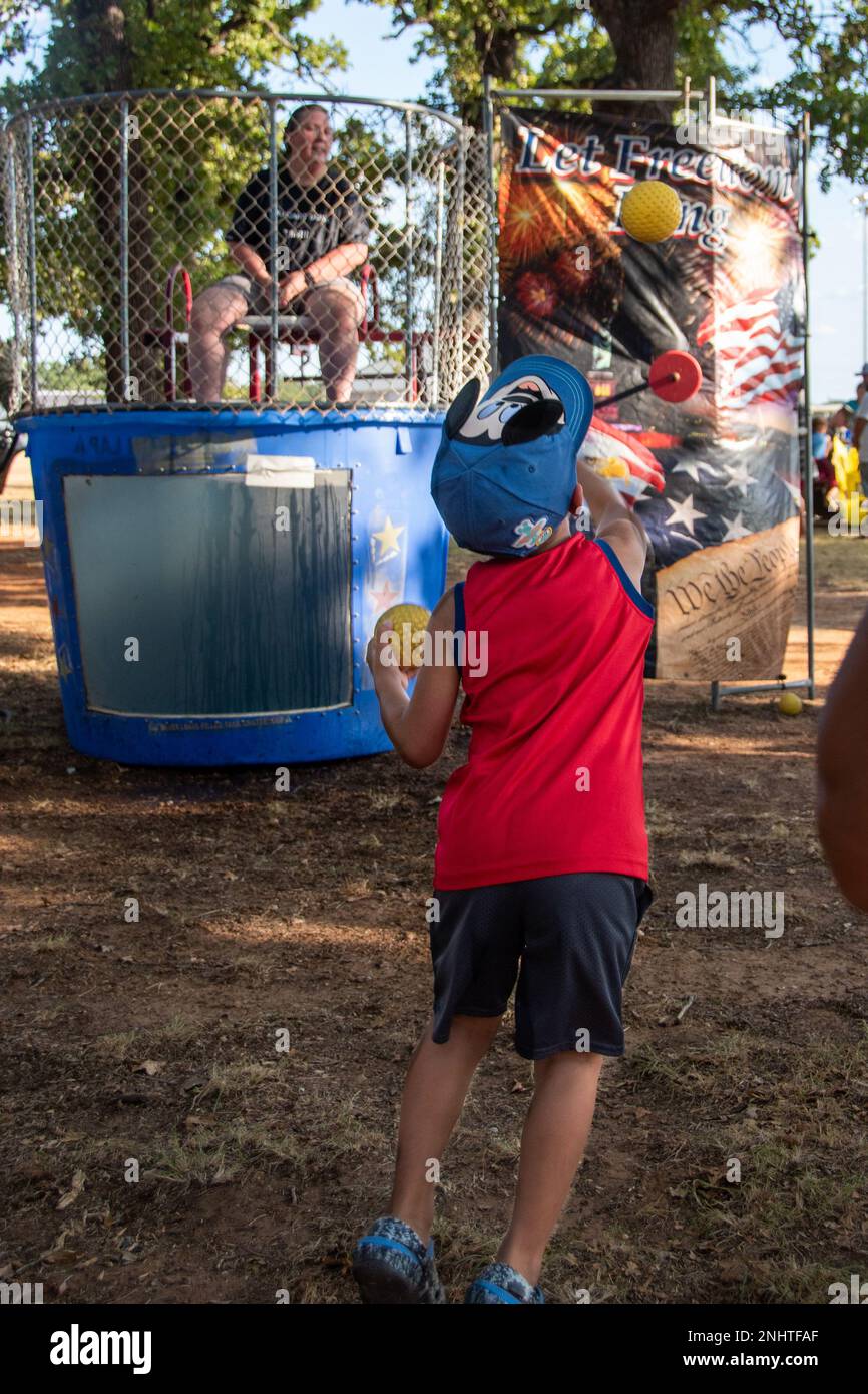 Naval camaraderie hi-res stock photography and images - Alamy