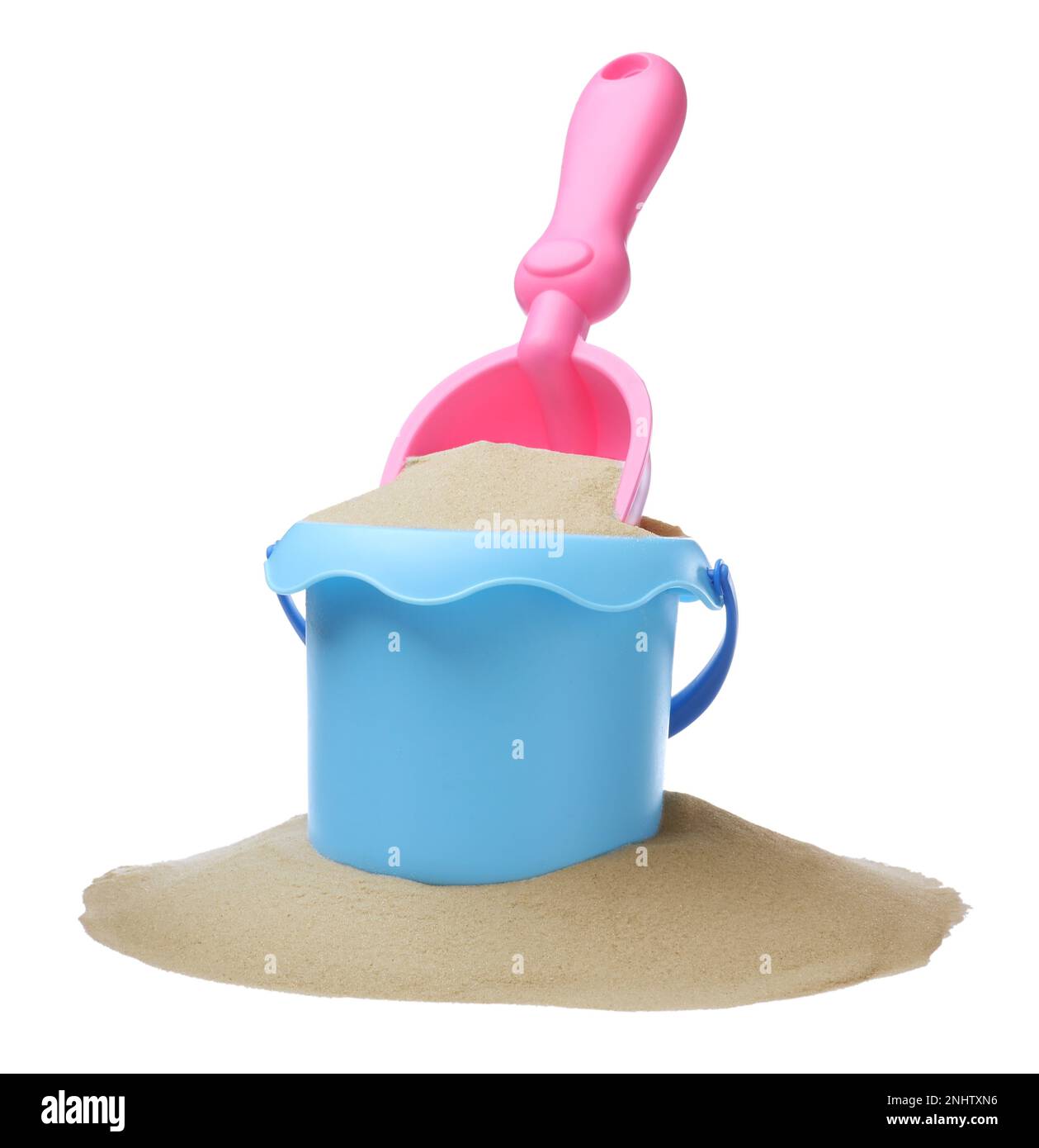 Beach children playing bucket Cut Out Stock Images & Pictures - Alamy