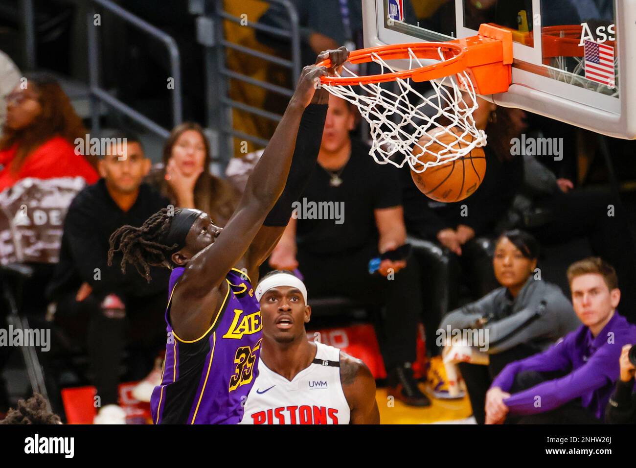 Los Angeles Lakers forward Wenyen Gabriel (35) dunks against the ...