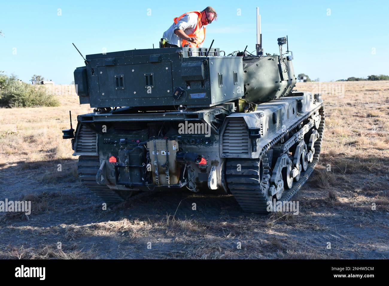 The goal of the Phase II Manned Unmanned-Teaming Soldier Operational ...