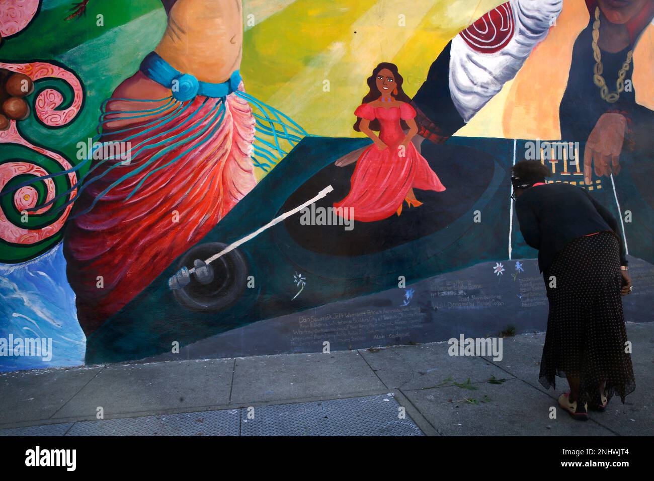 Artist Edythe Boone in a new documentary "A New Color: The Art of Being ...