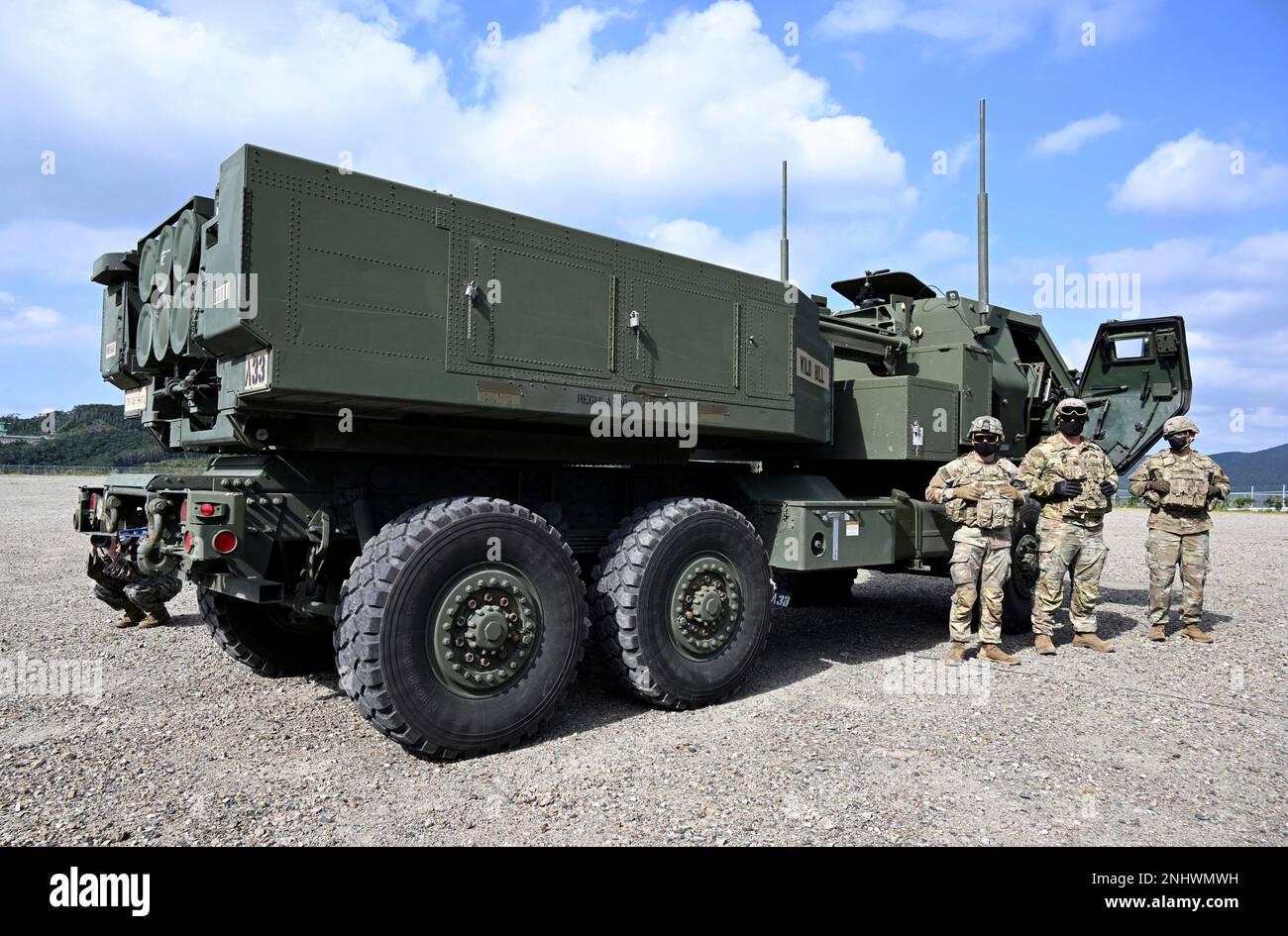 U.S. Army opens the M142 High Mobility Artillery Rocket System, HIMARS ...