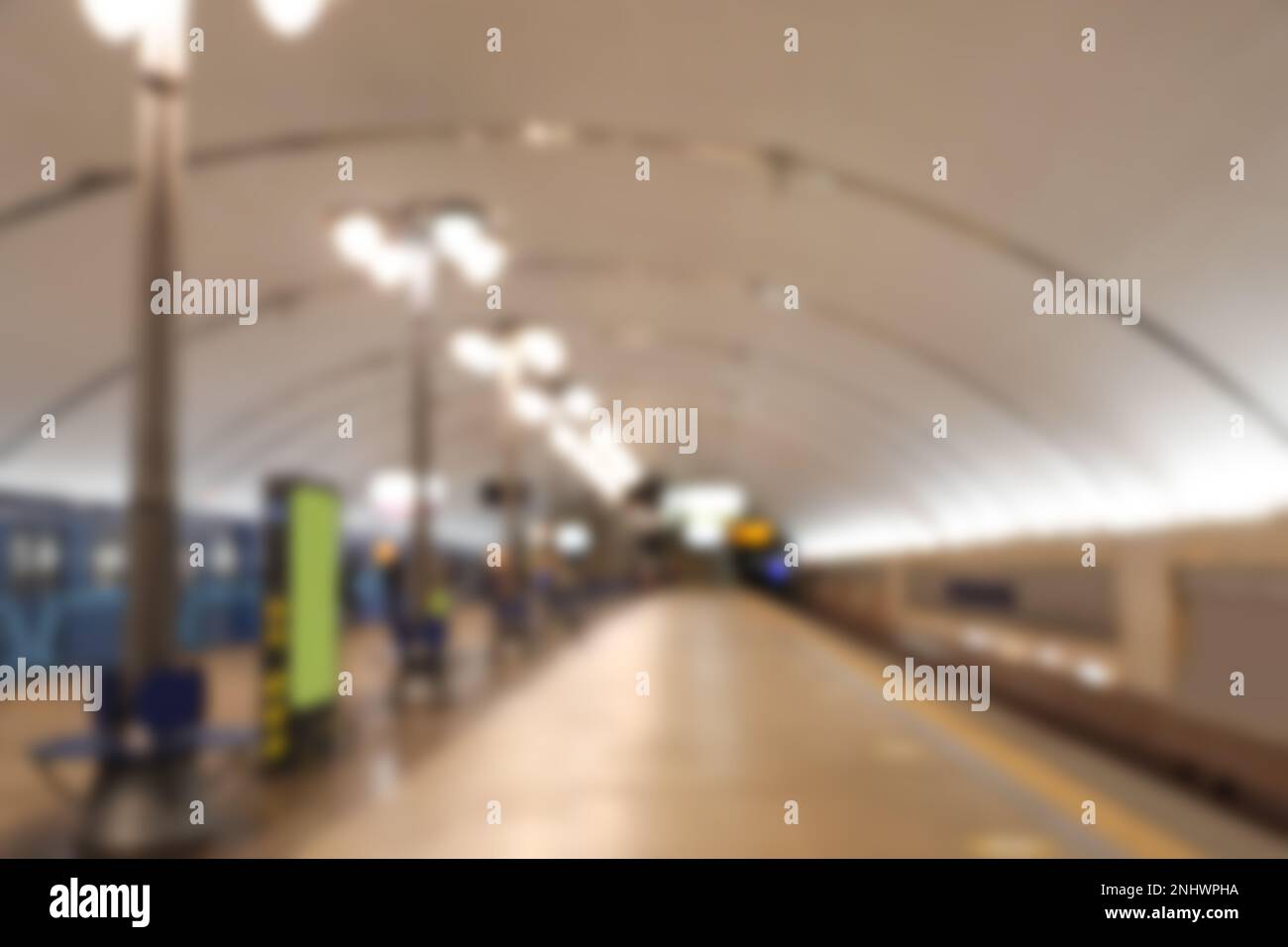 Platform blurred empty transport hi-res stock photography and images ...