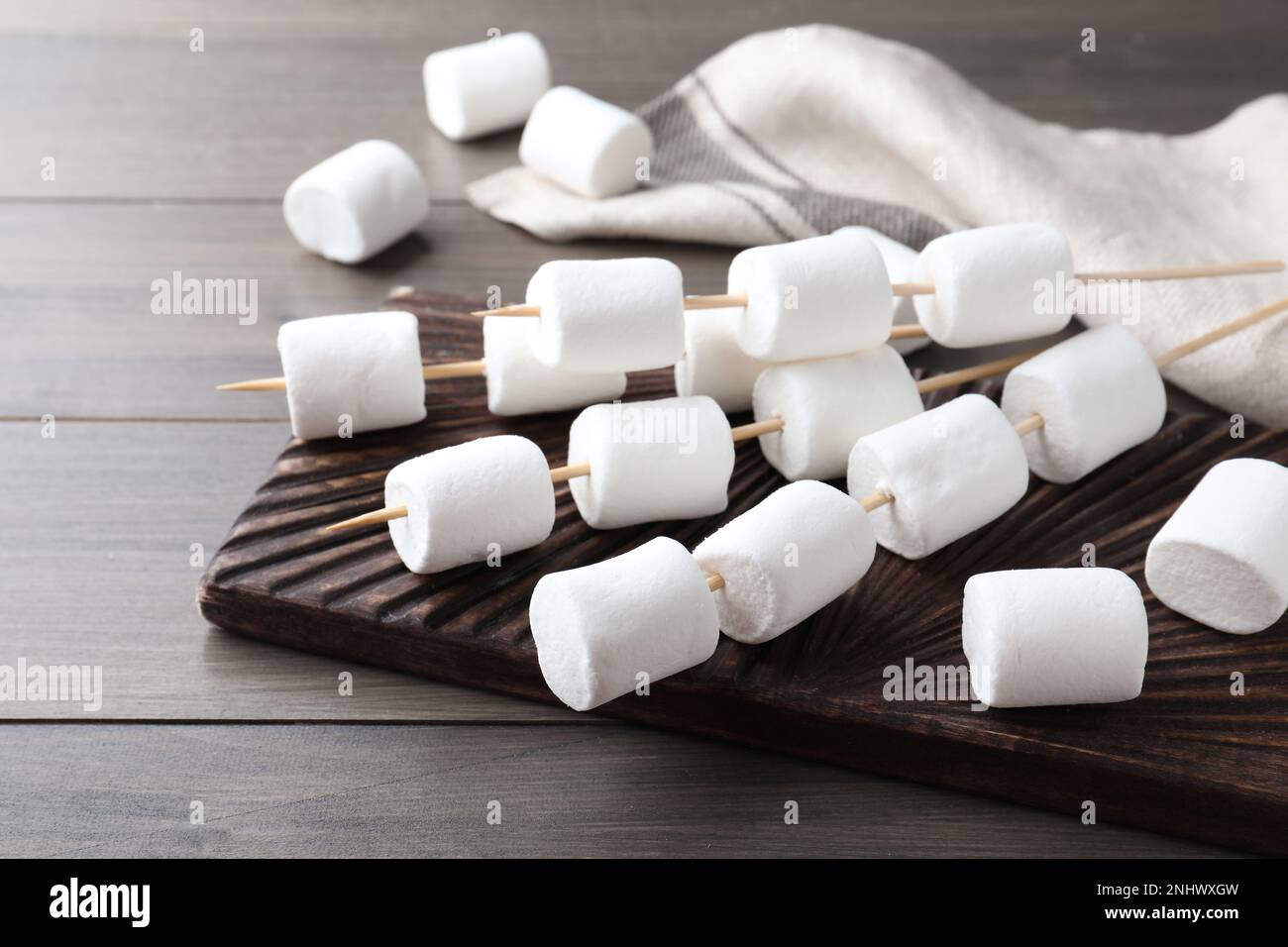 Toasted marshmallow flavor hi-res stock photography and images - Alamy