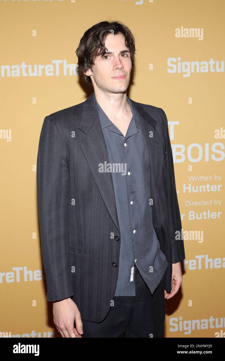 Signature Theatre's Opening Night Red Carpet Event for Samuel D. Hunter ...