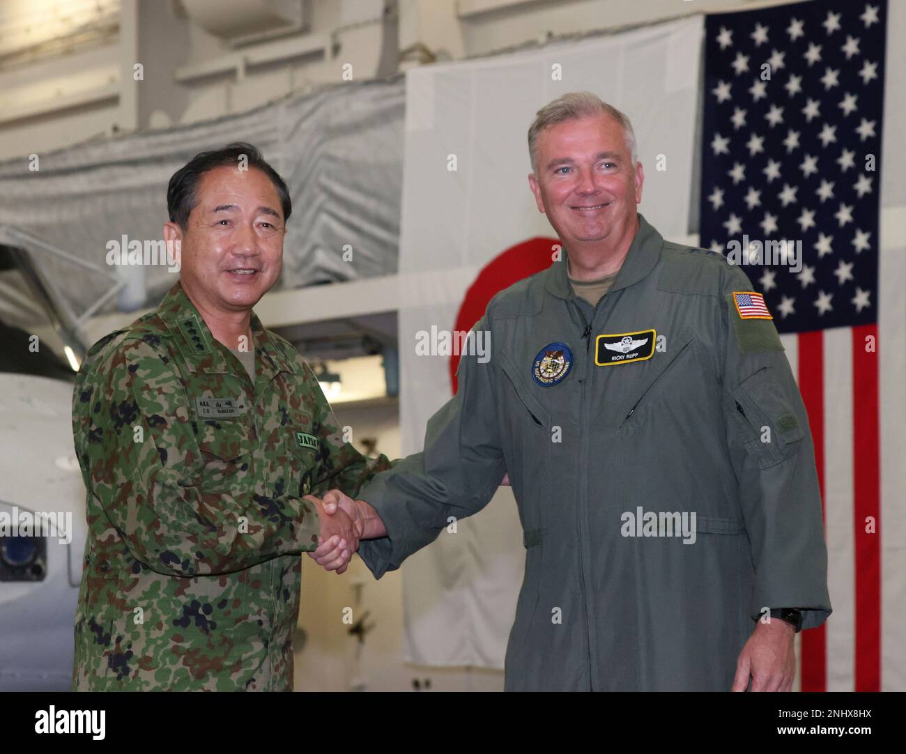 Koji Yamazaki (L) Japan Chief of Staff, Joint Staff Gen. and Ricky N ...