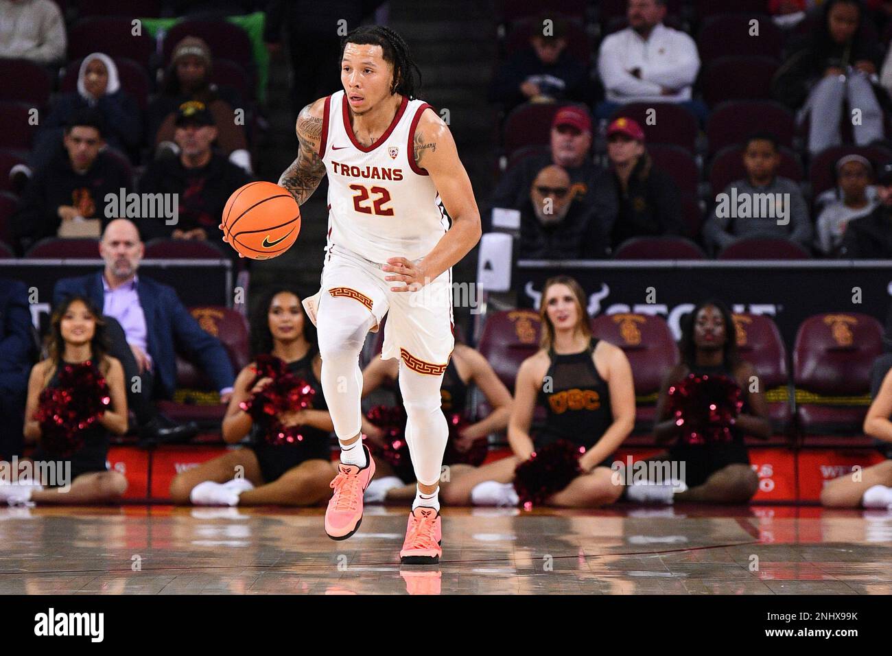 LOS ANGELES, CA - NOVEMBER 10: USC Trojans guard Tre White (22 ...
